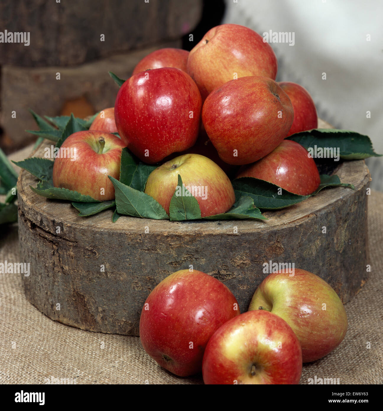 Apples rustic hi-res stock photography and images - Alamy