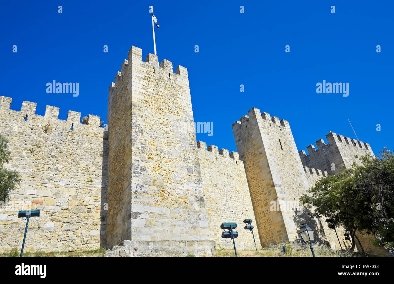 Saint george castle hi-res stock photography and images - Alamy