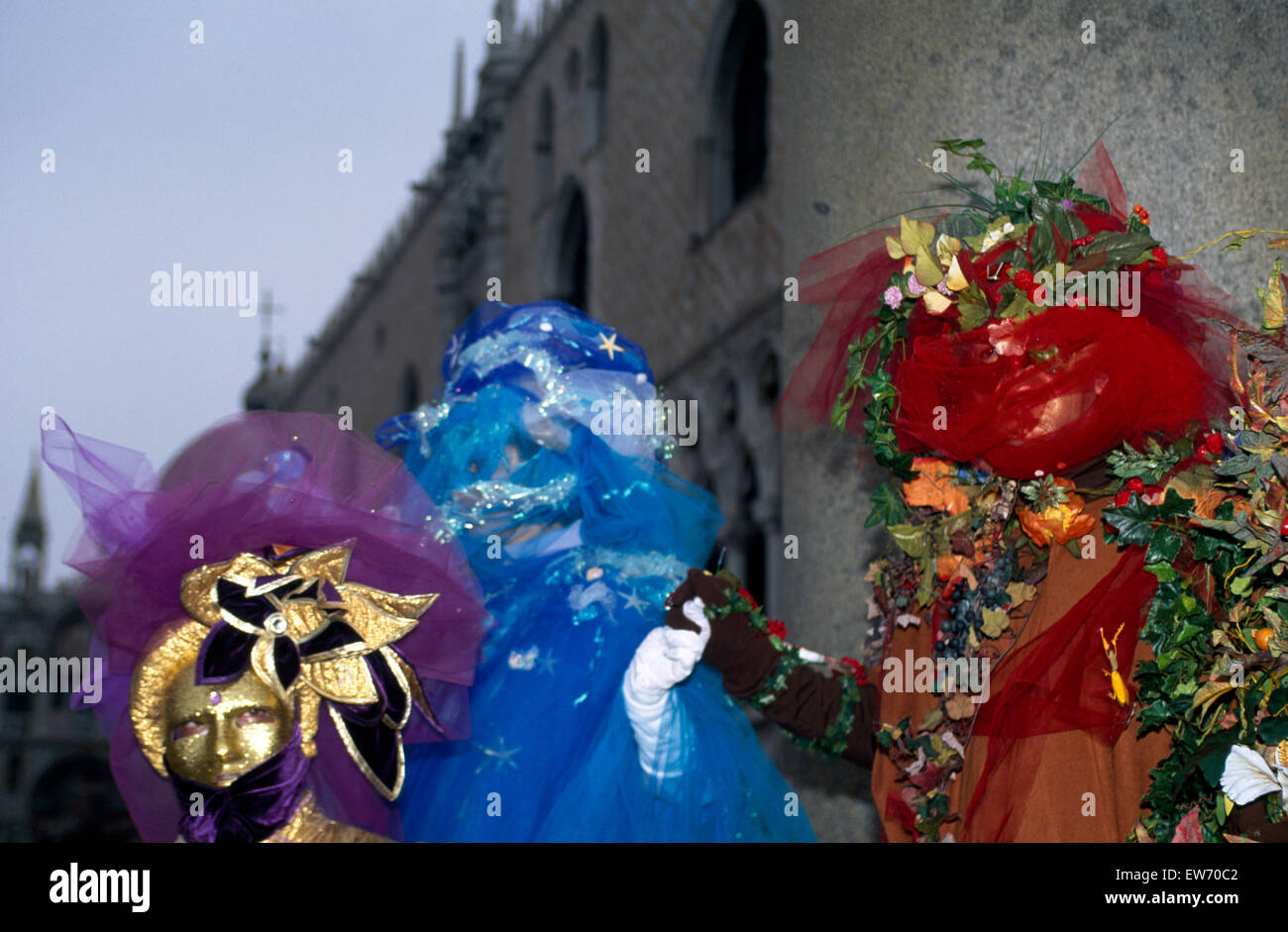 Revellers in carnival costumes hi-res stock photography and images - Alamy