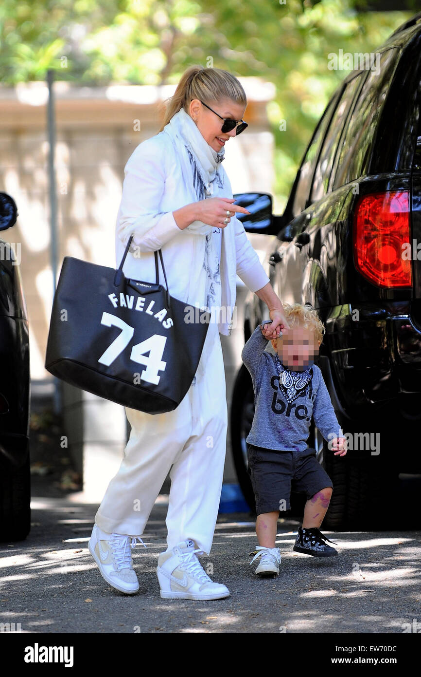 Fergie takes her son Axl Duhamel to a park in Brentwood, wearing all ...