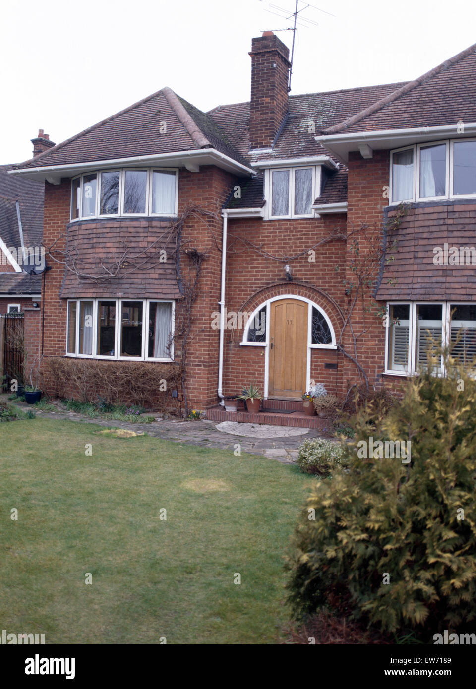 Brick house exterior hi-res stock photography and images - Alamy