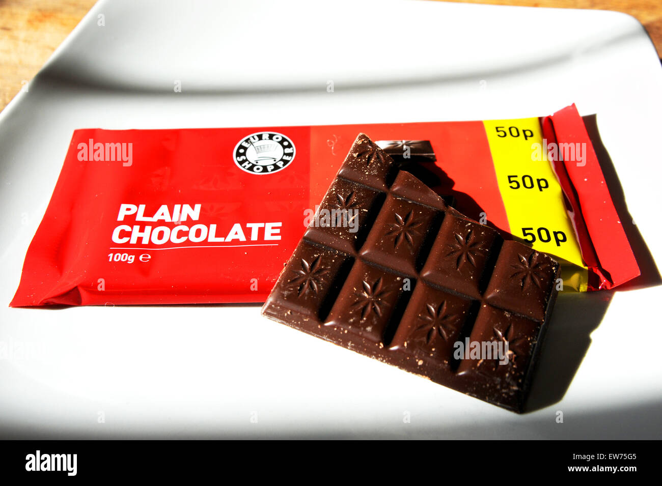 Euro Shopper Plain Chocolate dark made from at least 50% cocoa costing ...