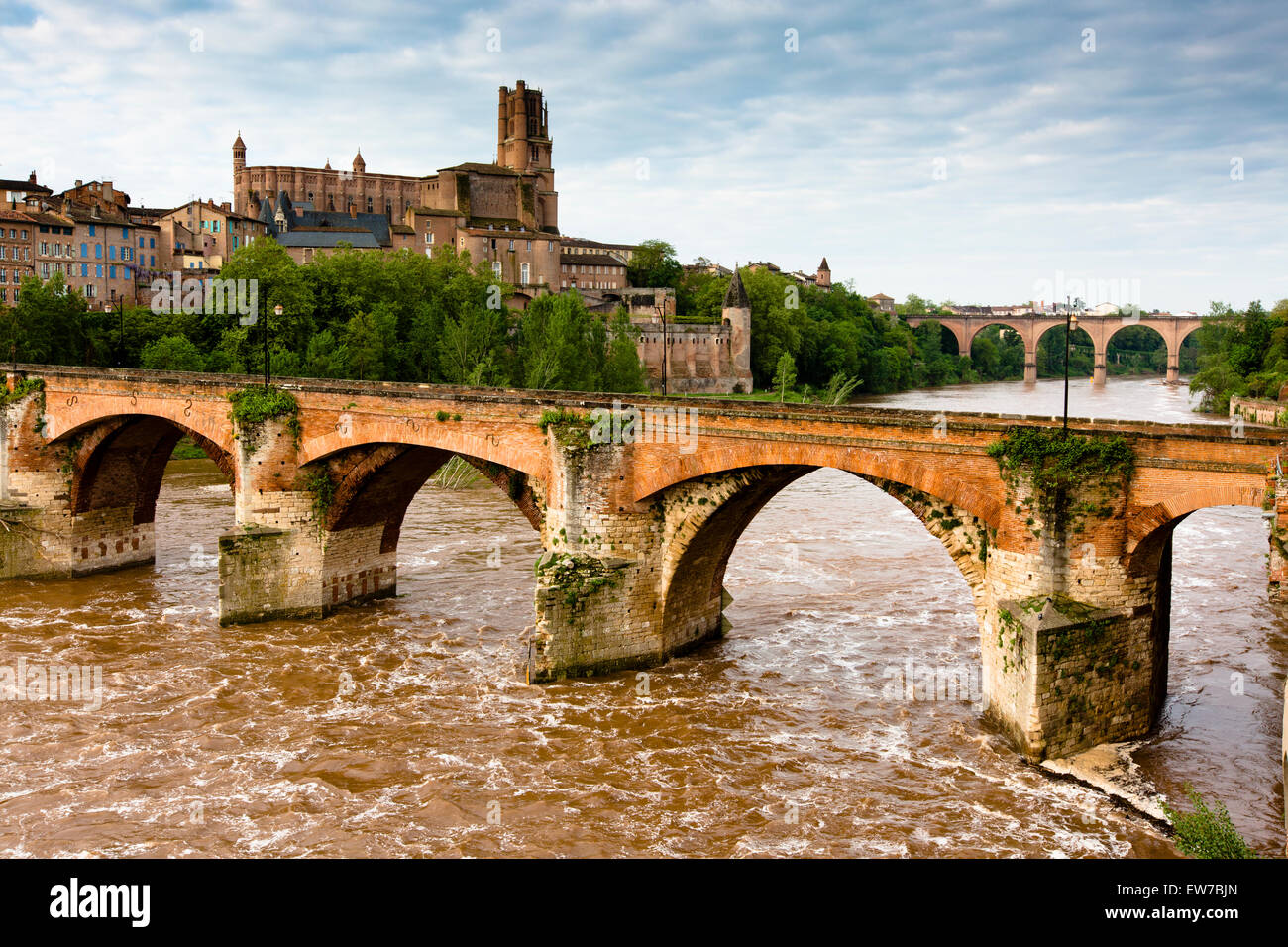 Bridge over tarn river hi-res stock photography and images - Alamy