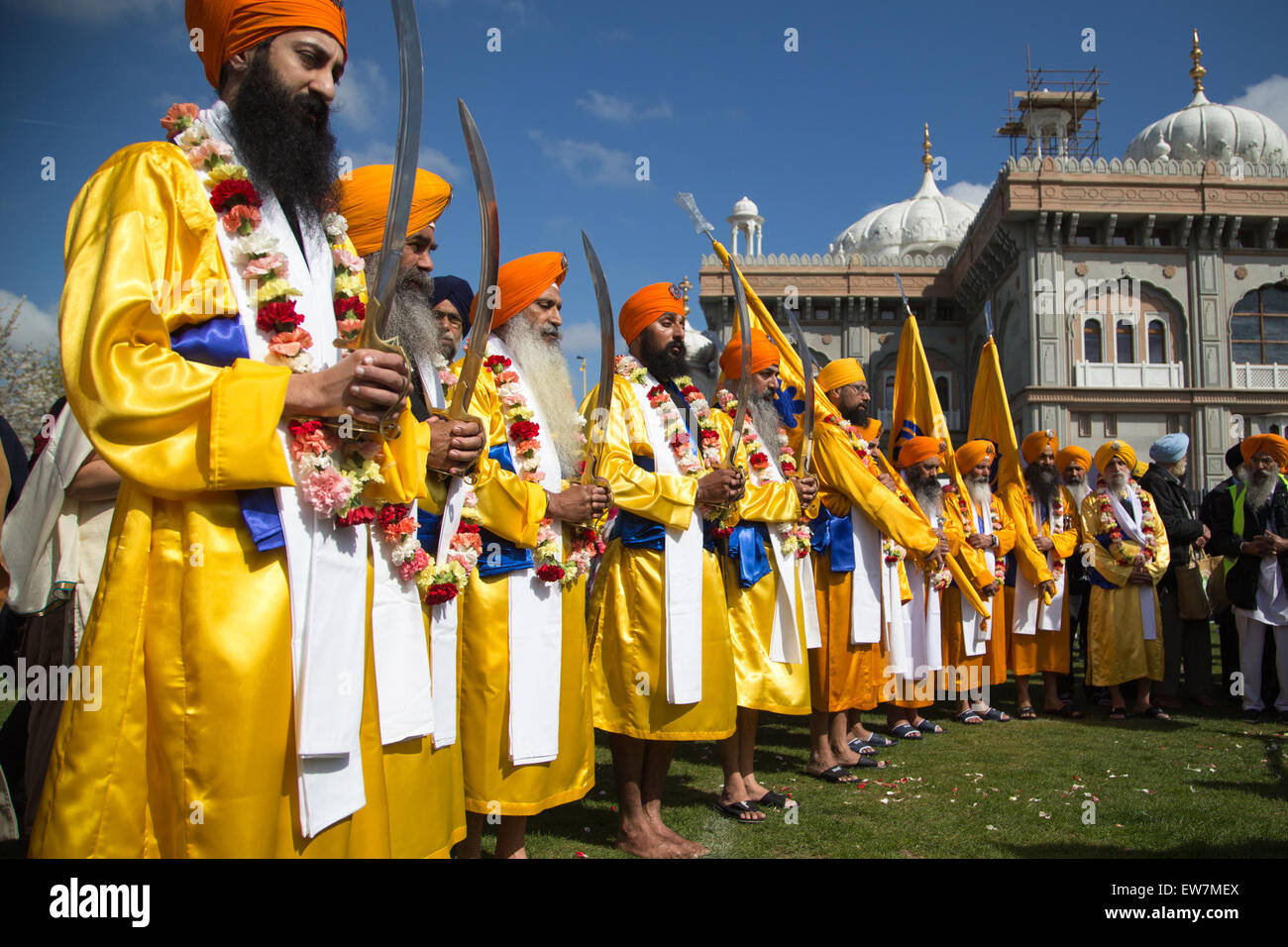 David and Samantha Cameron visit a Sikh temple in Gravesend, Kent, to ...