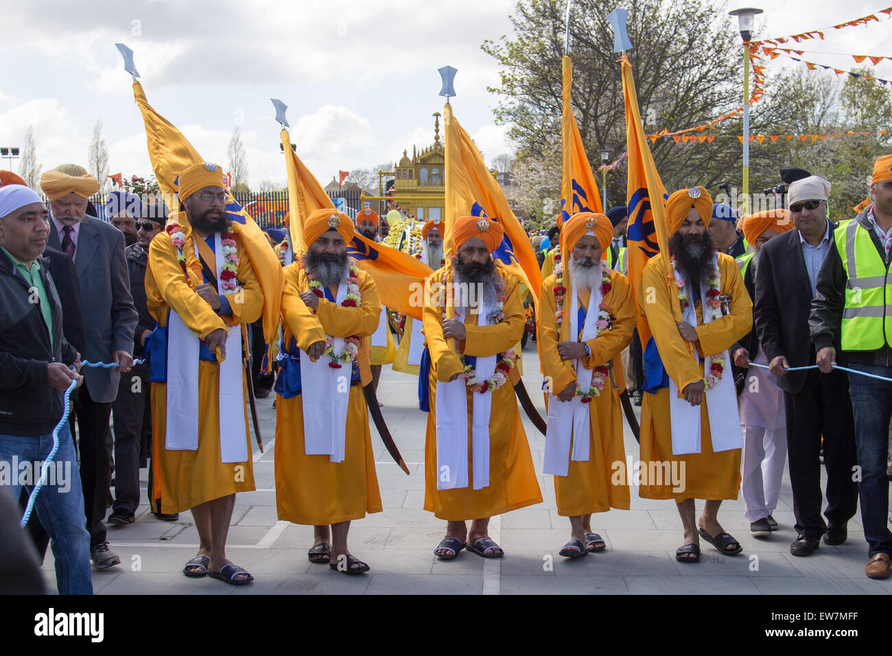 David and Samantha Cameron visit a Sikh temple in Gravesend, Kent, to ...