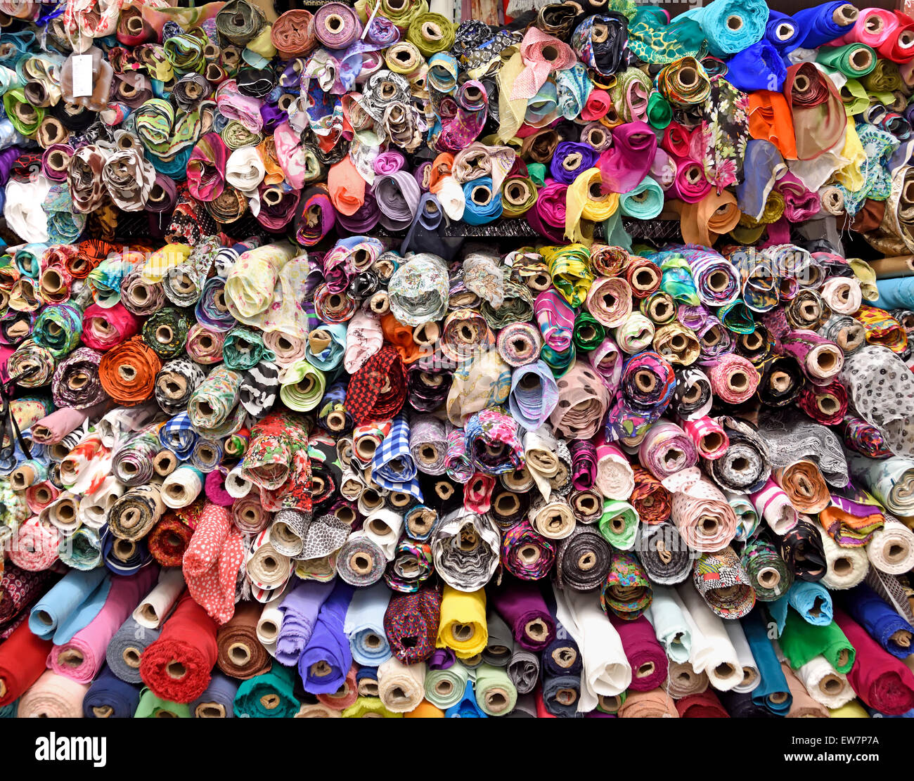 China Shanghai Cloth Market Stock Photos & China Shanghai Cloth Market ...