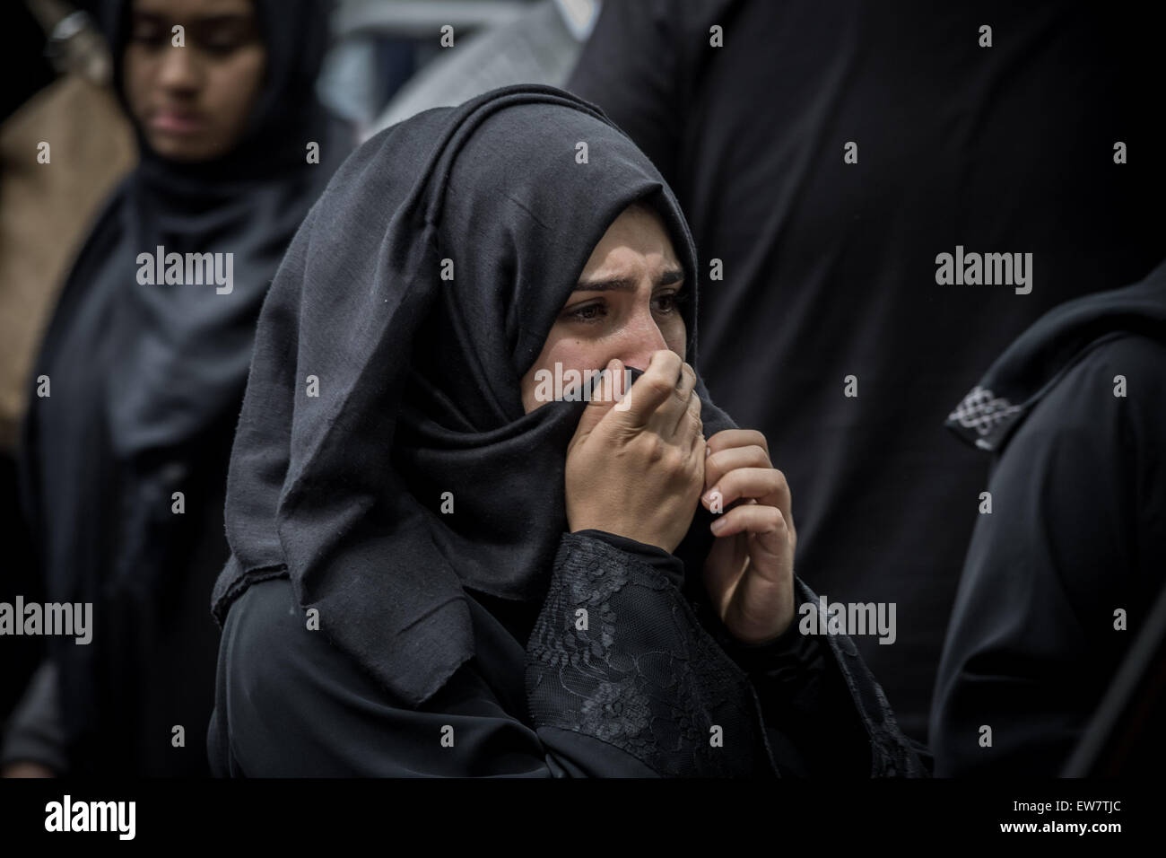Islamic funeral hi-res stock photography and images - Alamy