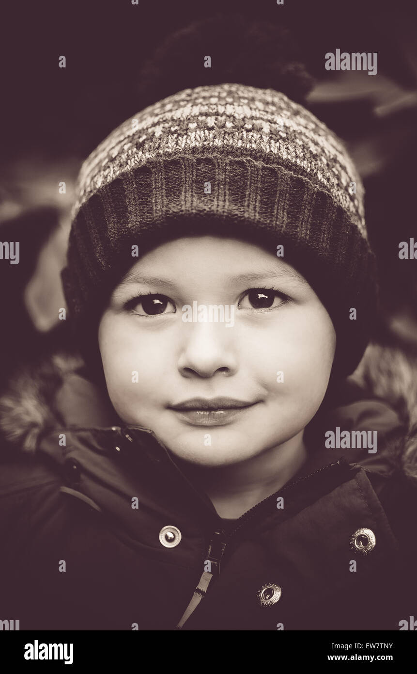 Wooly hat hi-res stock photography and images - Alamy