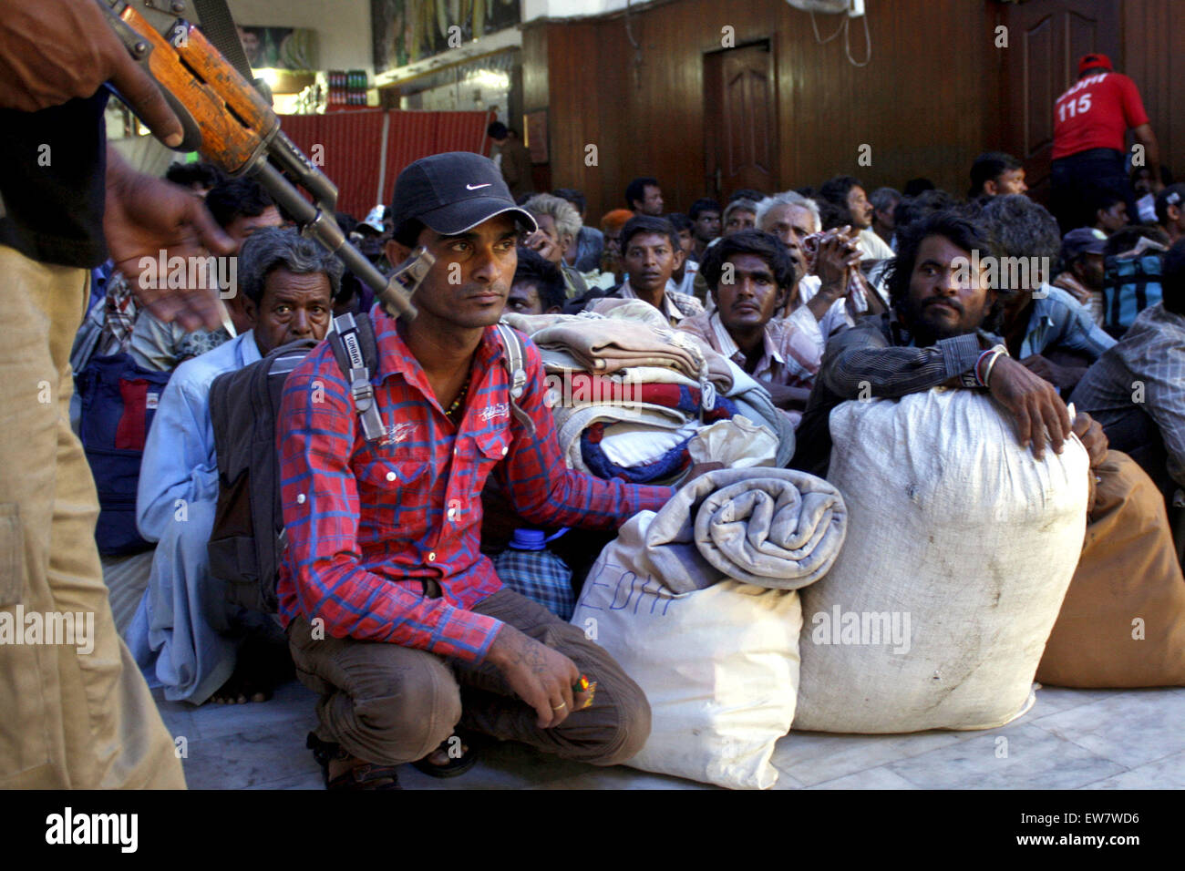 Lahore. 19th June, 2015. A policeman stands guard as released Indian ... Lahore. 19th June, 2015. A policeman stands guard as released Indian ...