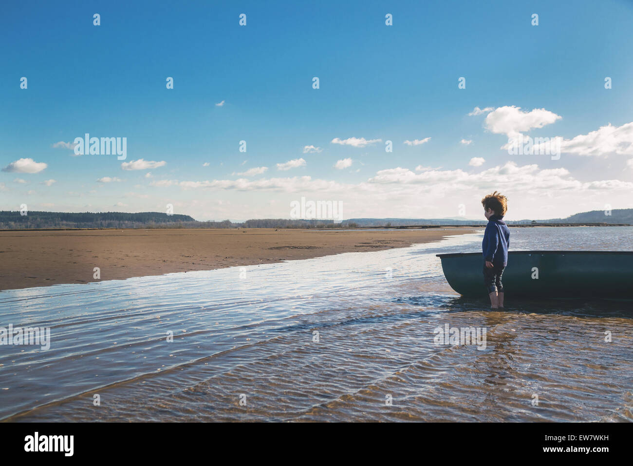 Blue boat on beach hi-res stock photography and images - Alamy
