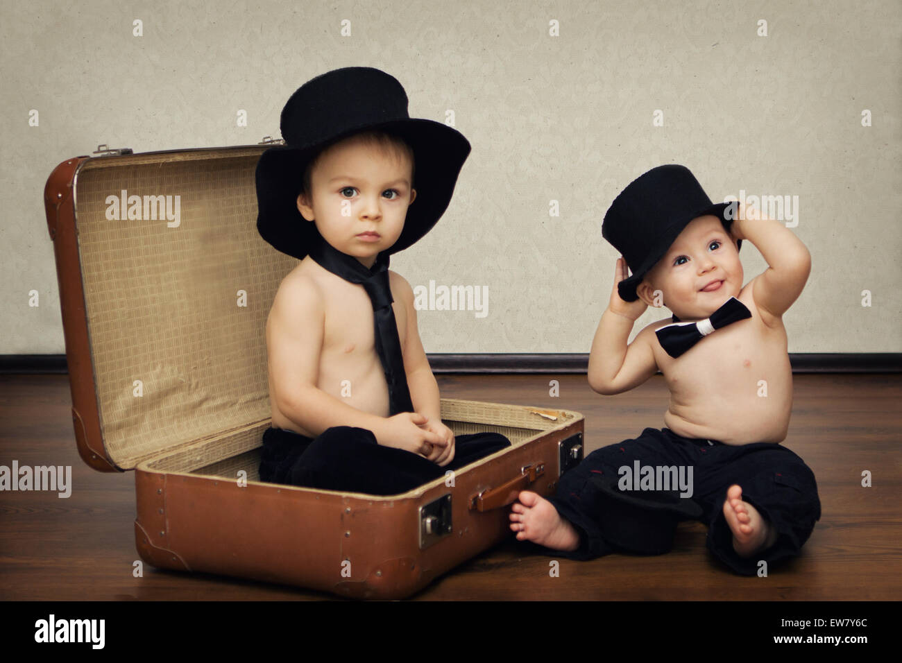 Brothers, making funny faces Stock Photo - Alamy