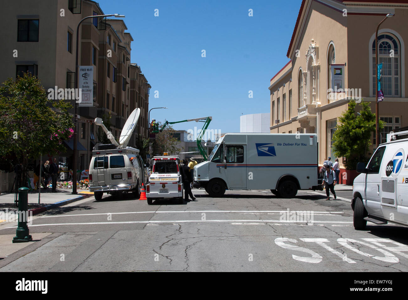 California building inspectors hi-res stock photography and images - Alamy