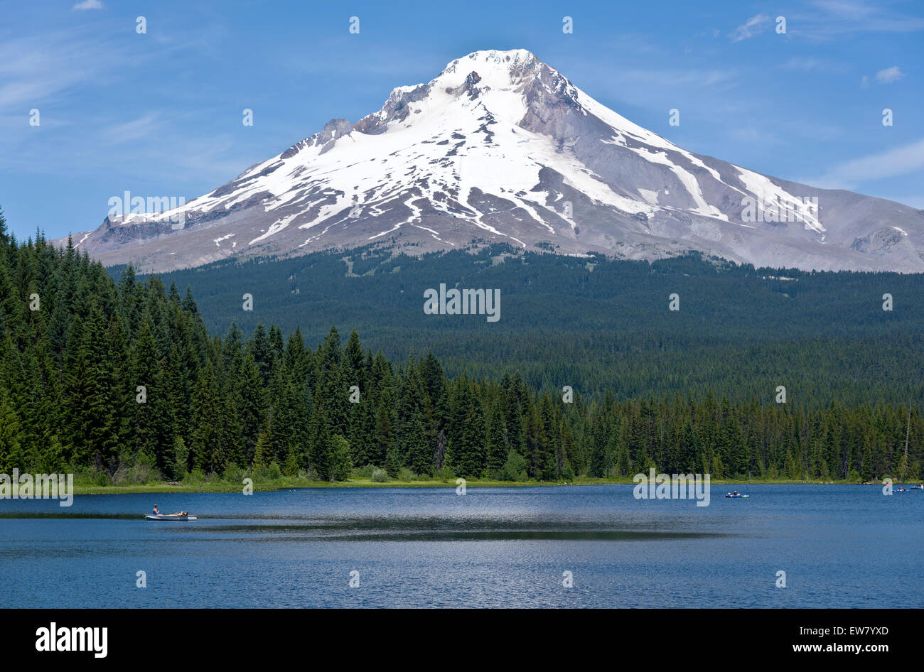 Landscape of Mt. Hood and Trillium lake Oregon Stock Photo - Alamy