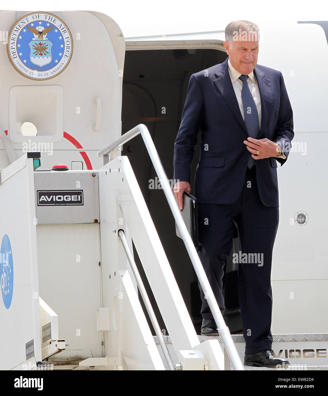 John phillips ambassador hi-res stock photography and images - Alamy