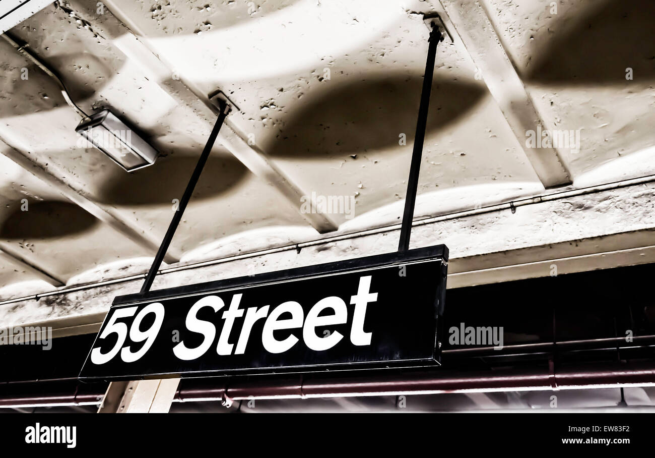 59th street subway station hi-res stock photography and images - Alamy