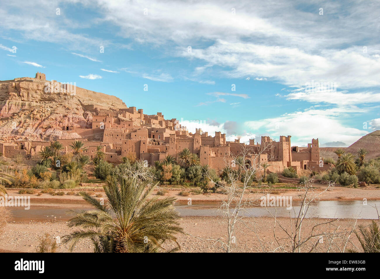 Kasbah buildings hi-res stock photography and images - Alamy
