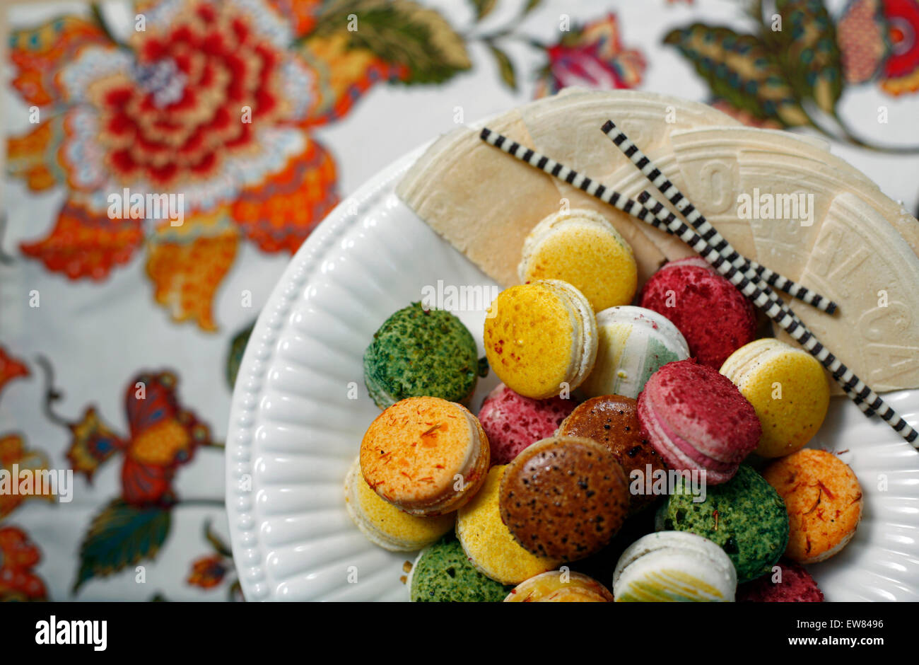 Macaron pile hi-res stock photography and images - Alamy