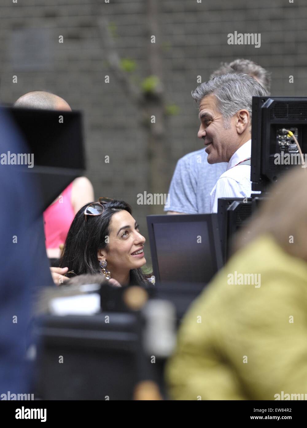 Amal Clooney visits her husband George Clooney on the set of 'Money ...