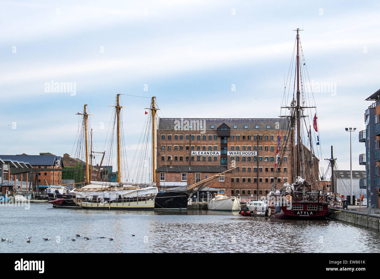 Alexandra docks hi-res stock photography and images - Alamy