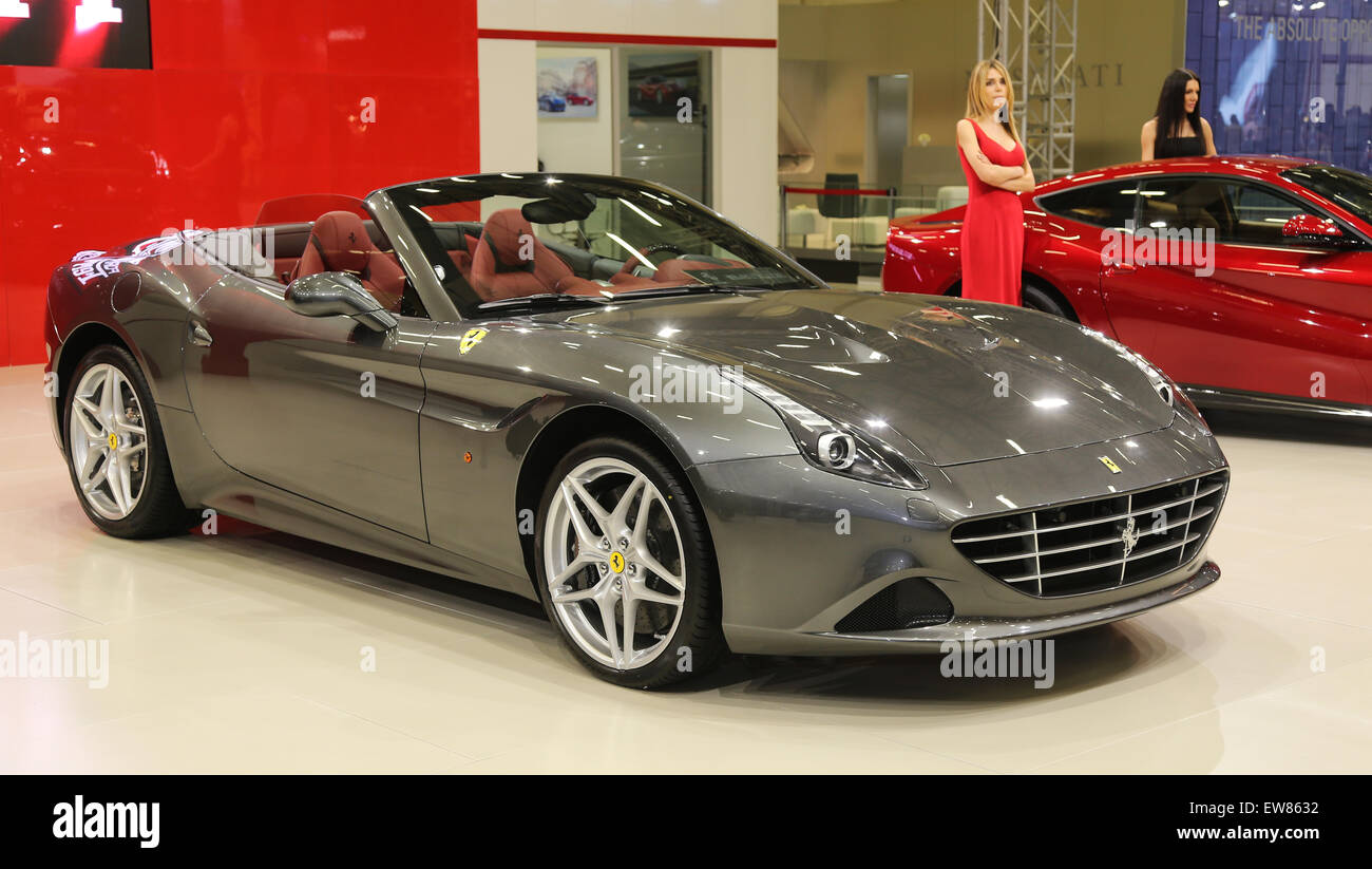 Retractable hardtop hi-res stock photography and images - Alamy