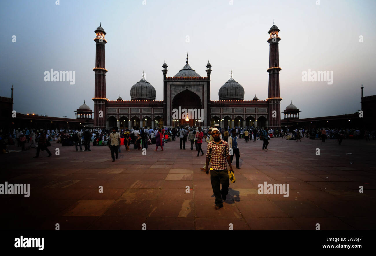 Namaz break hi-res stock photography and images - Alamy