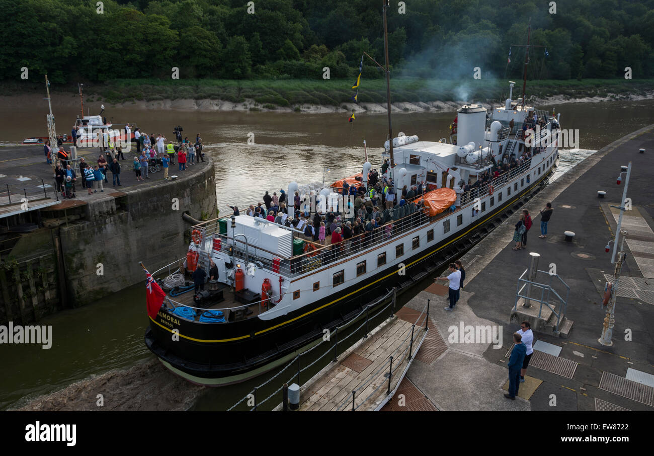English channel ferry vintage hi-res stock photography and images - Alamy