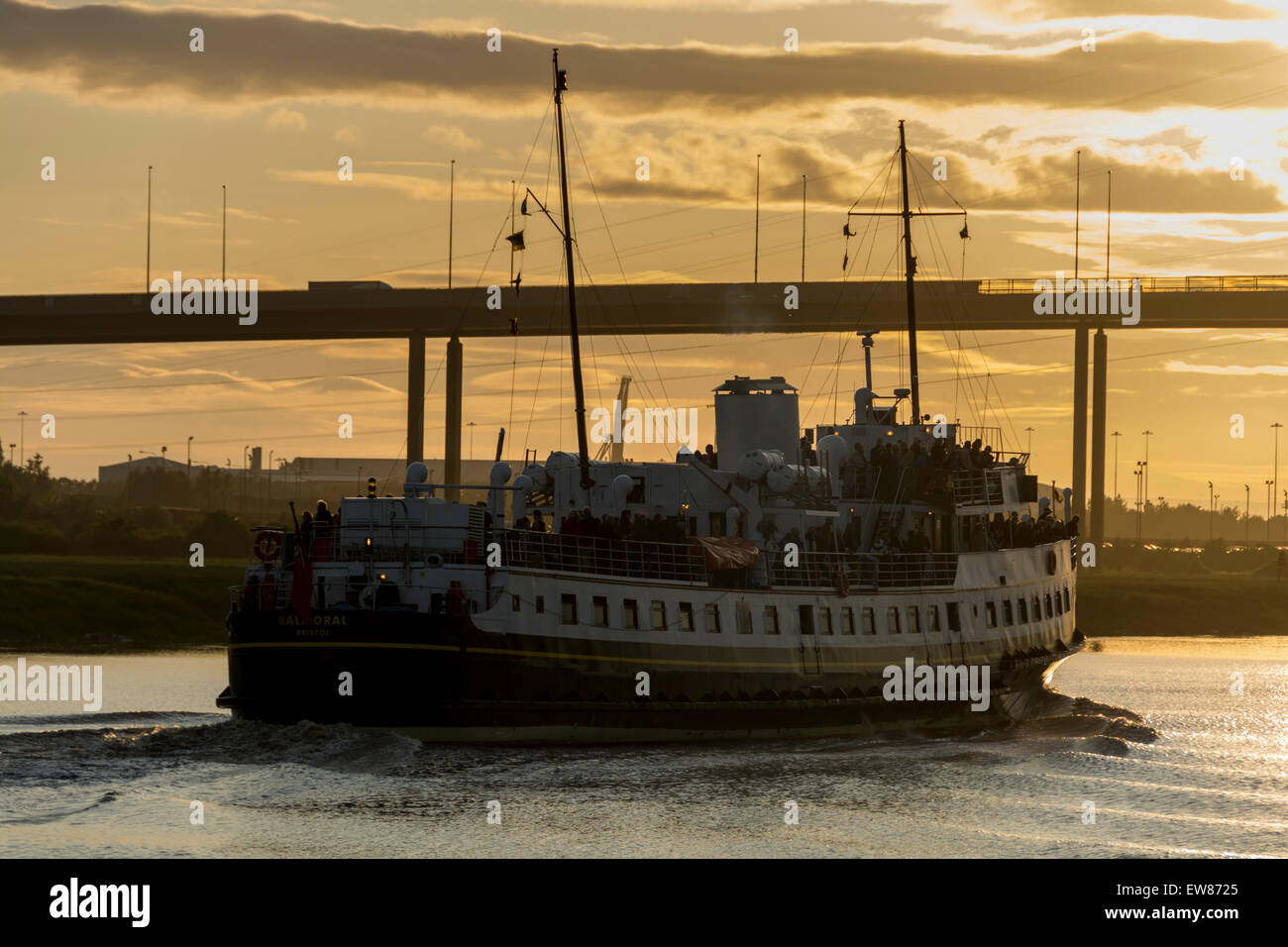 English channel ferry vintage hi-res stock photography and images - Alamy