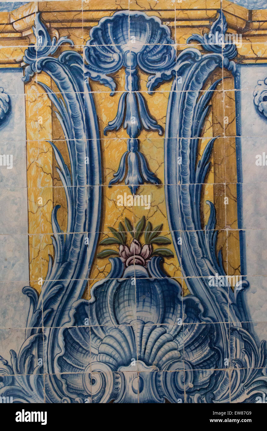 Close up view detail of old Portuguese azulejo tiles Stock Photo - Alamy