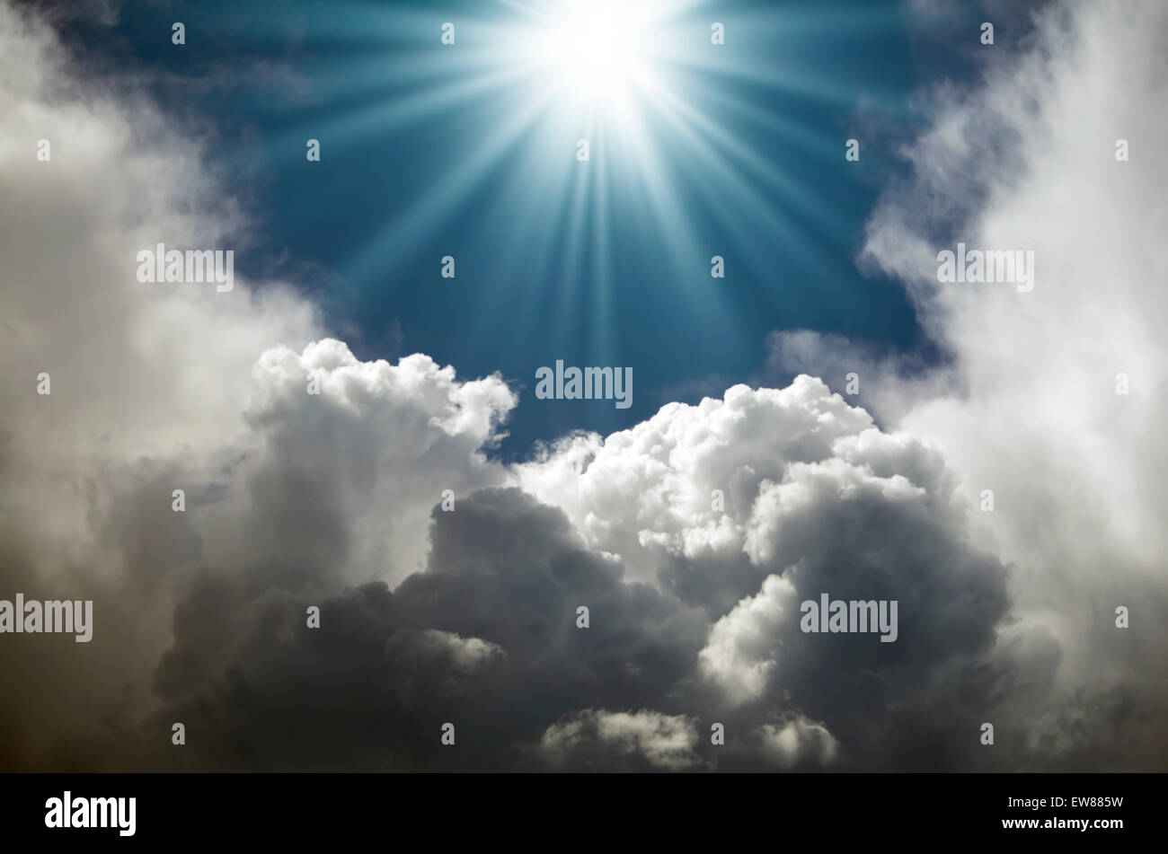 Rays of the sun Stock Photo - Alamy
