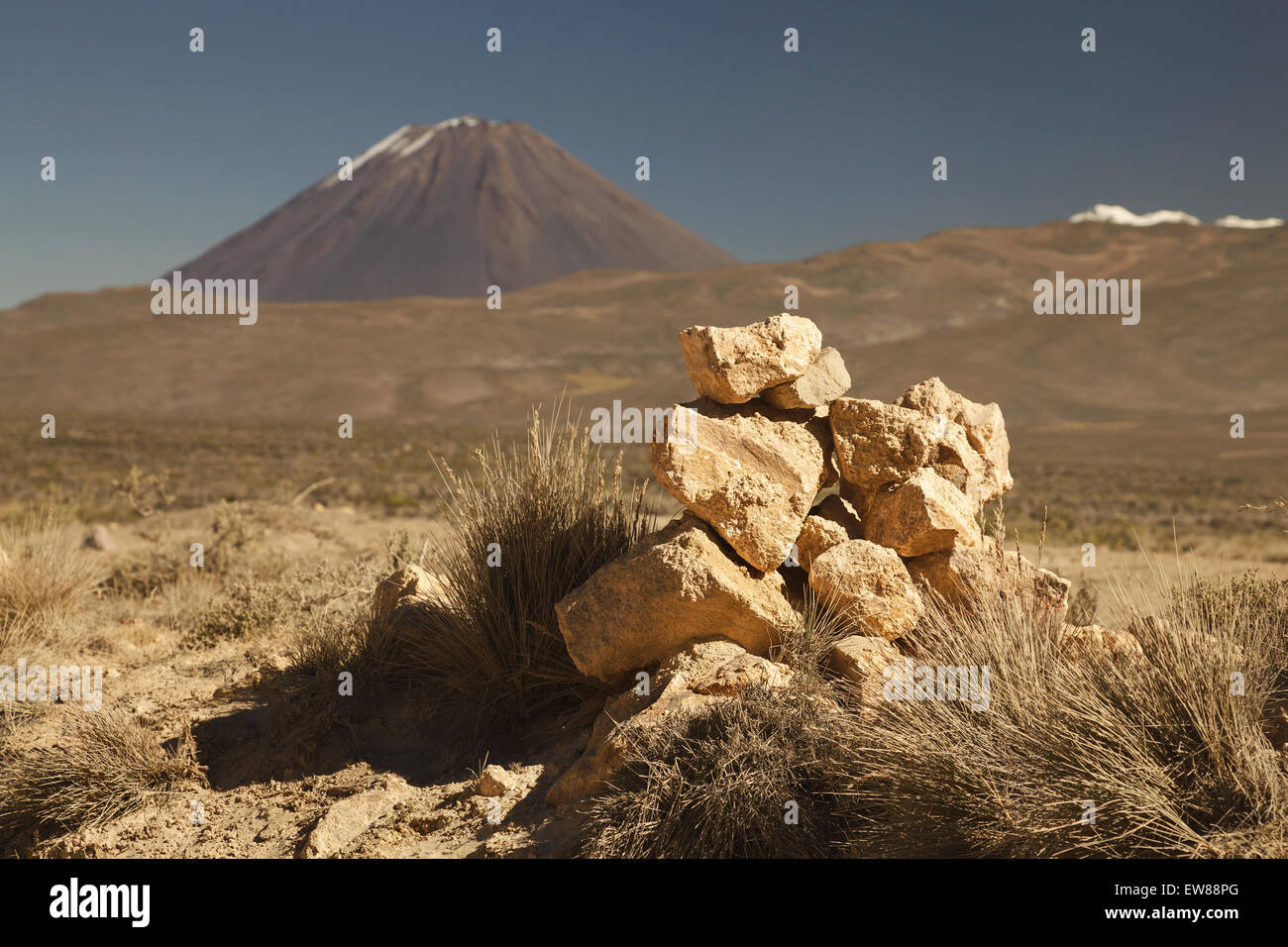 Hike to active volcano Misti, Arequipa, Peru Stock Photo - Alamy