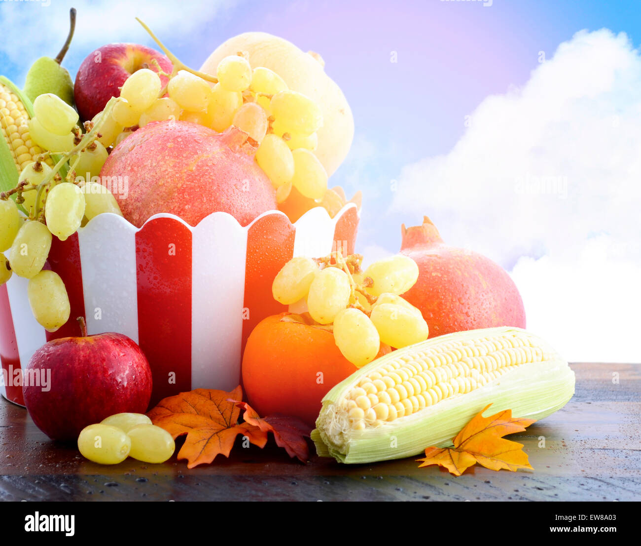 Fall autumn fruit vegetables hi-res stock photography and images - Alamy