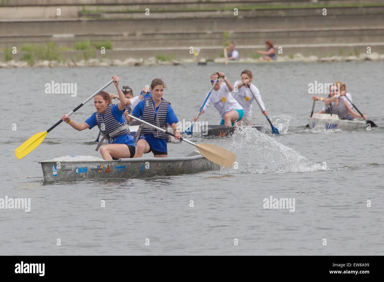 Budapest, Hungary. 19th June, 2015. Participants paddle in a concrete ...