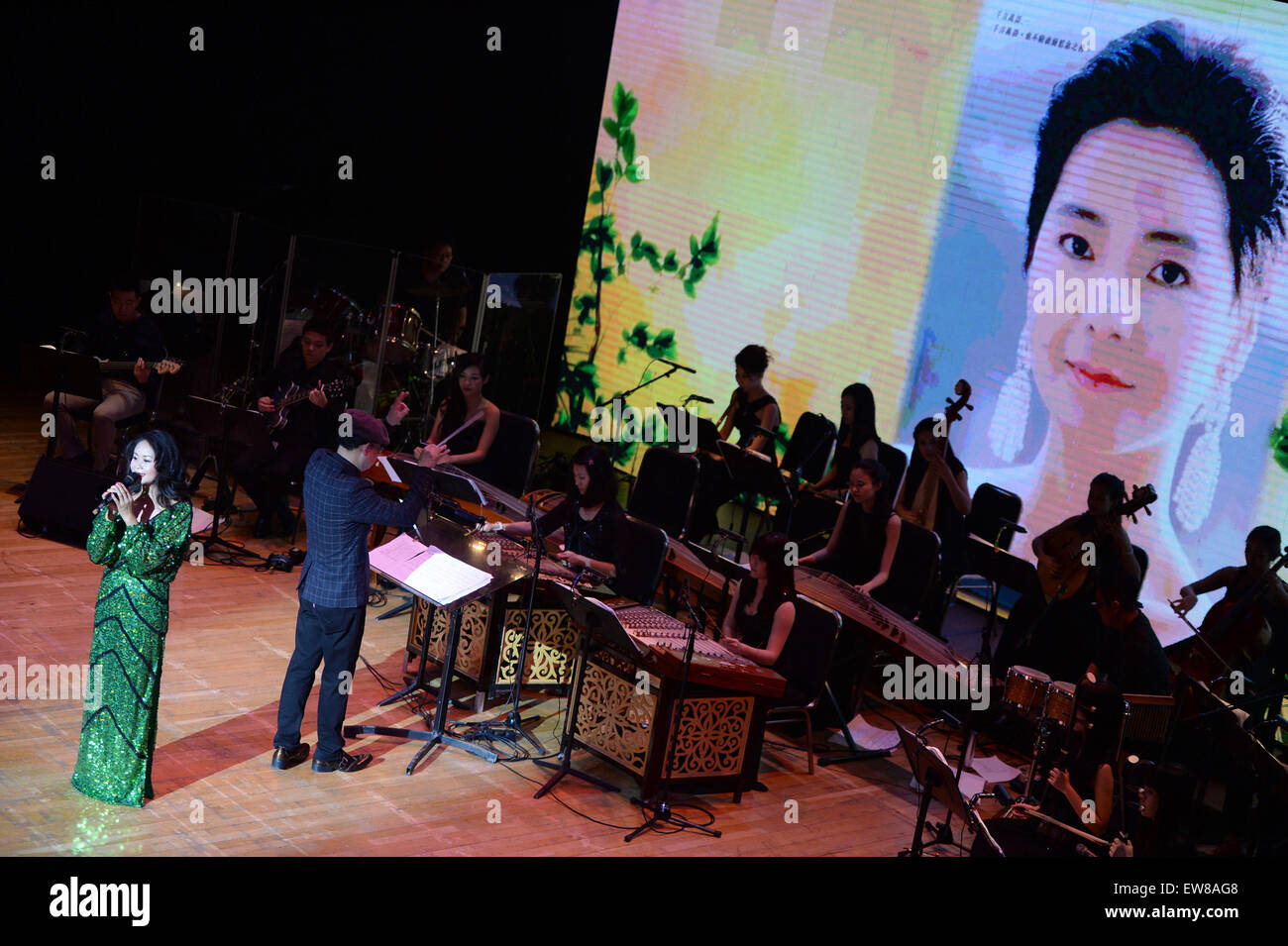 Teresa teng taiwan hi-res stock photography and images - Alamy