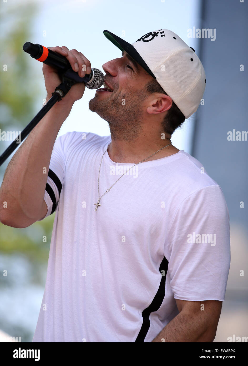 ACM Party For A Cause Festival 2015 - Day 2 Featuring: Sam Hunt Where ...