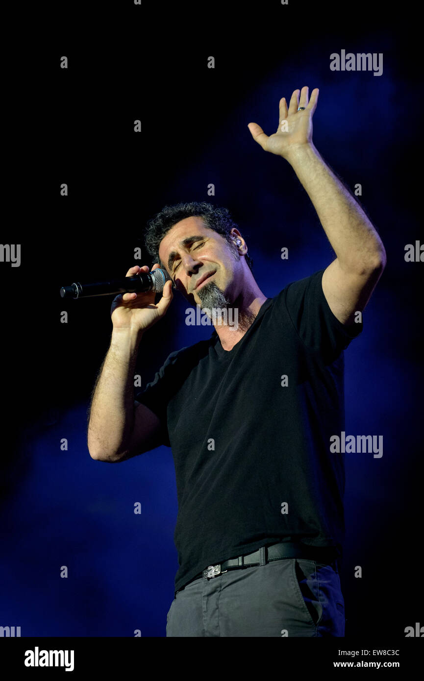 Toronto, Ontario, Canada. 19th June, 2015. American four-piece rock ...