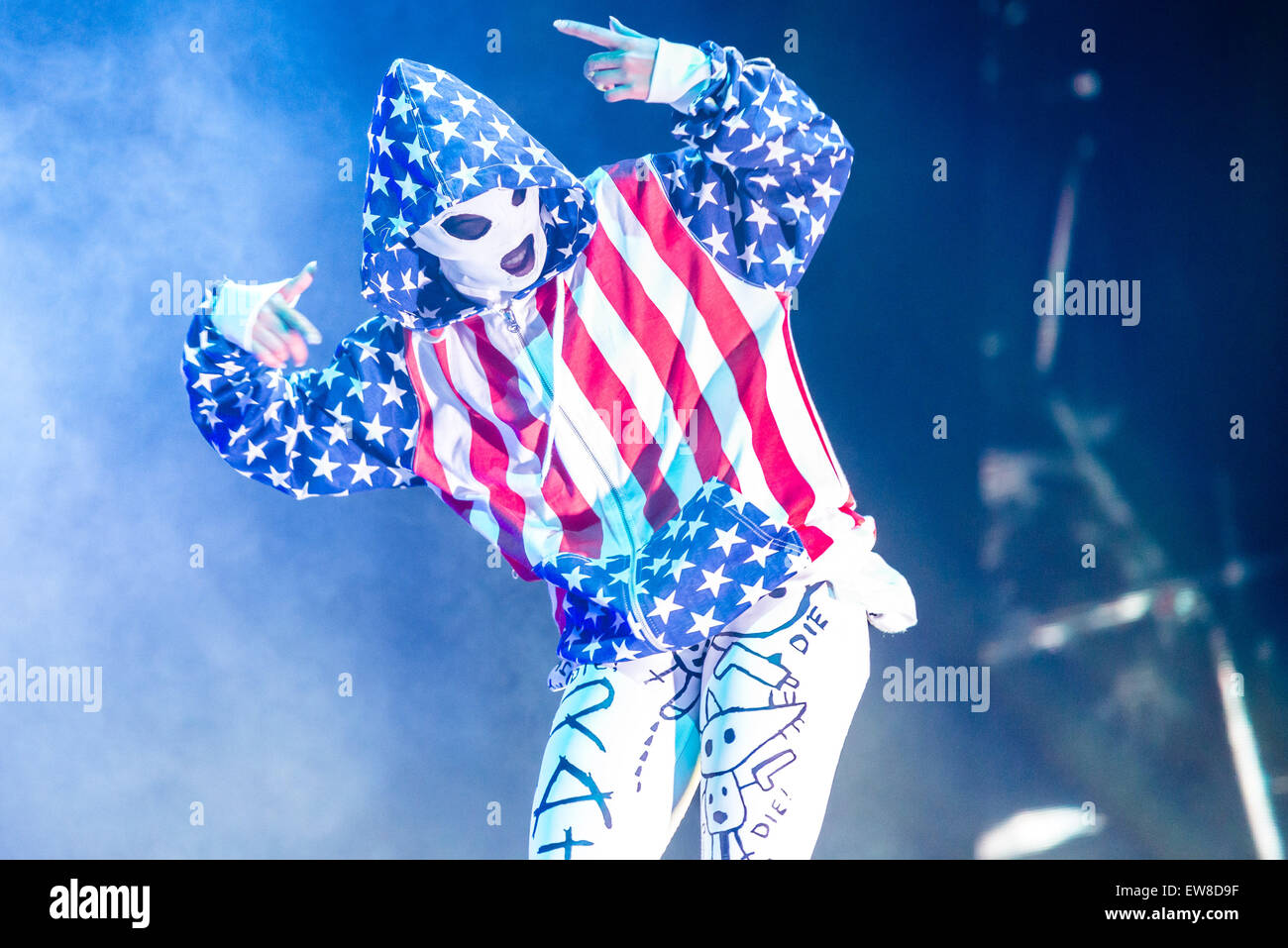 Fan dancer african hi-res stock photography and images - Alamy