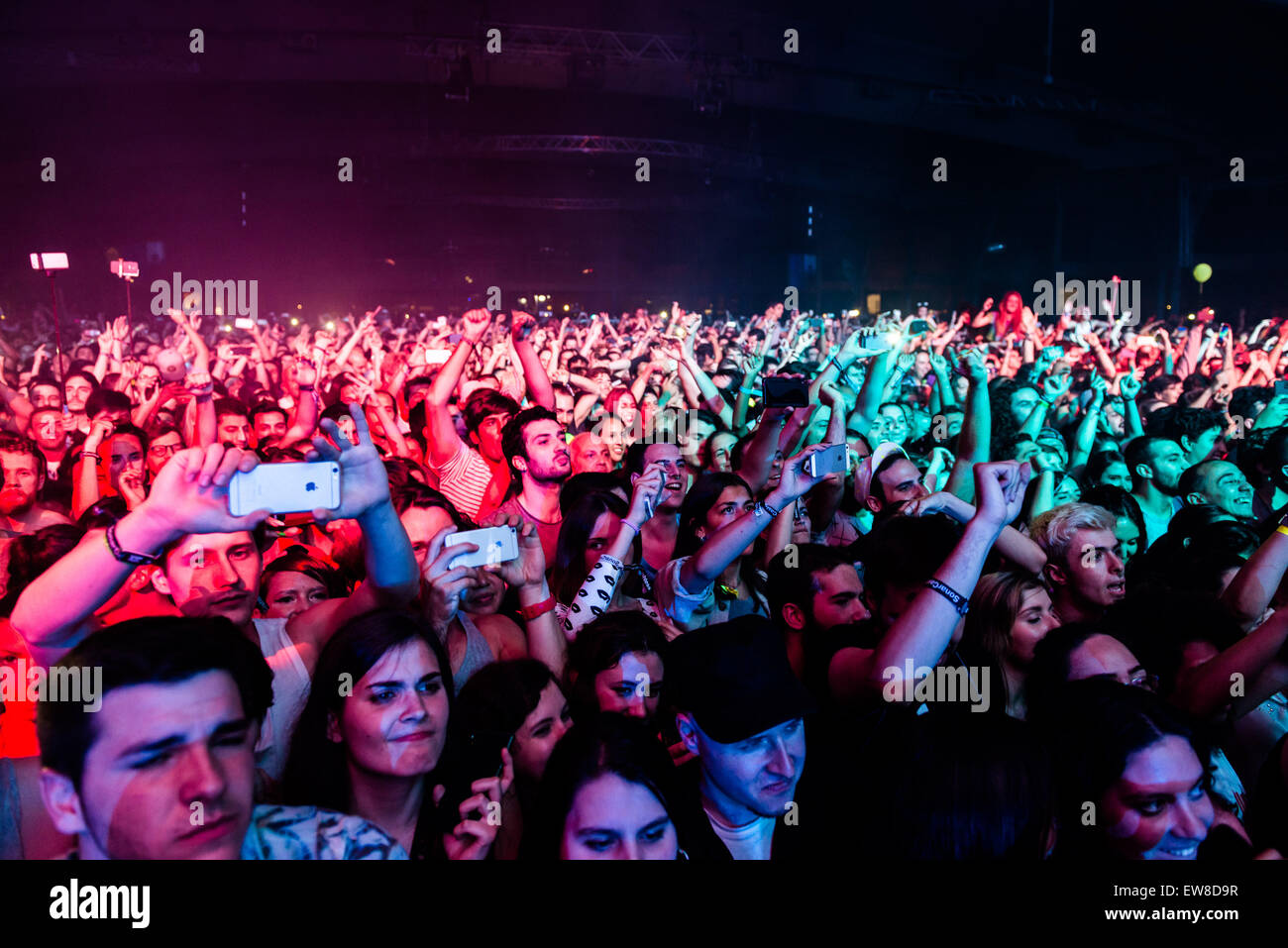 Barcelona, Catalonia, Spain. 20th June, 2015. Festival goers move to ...