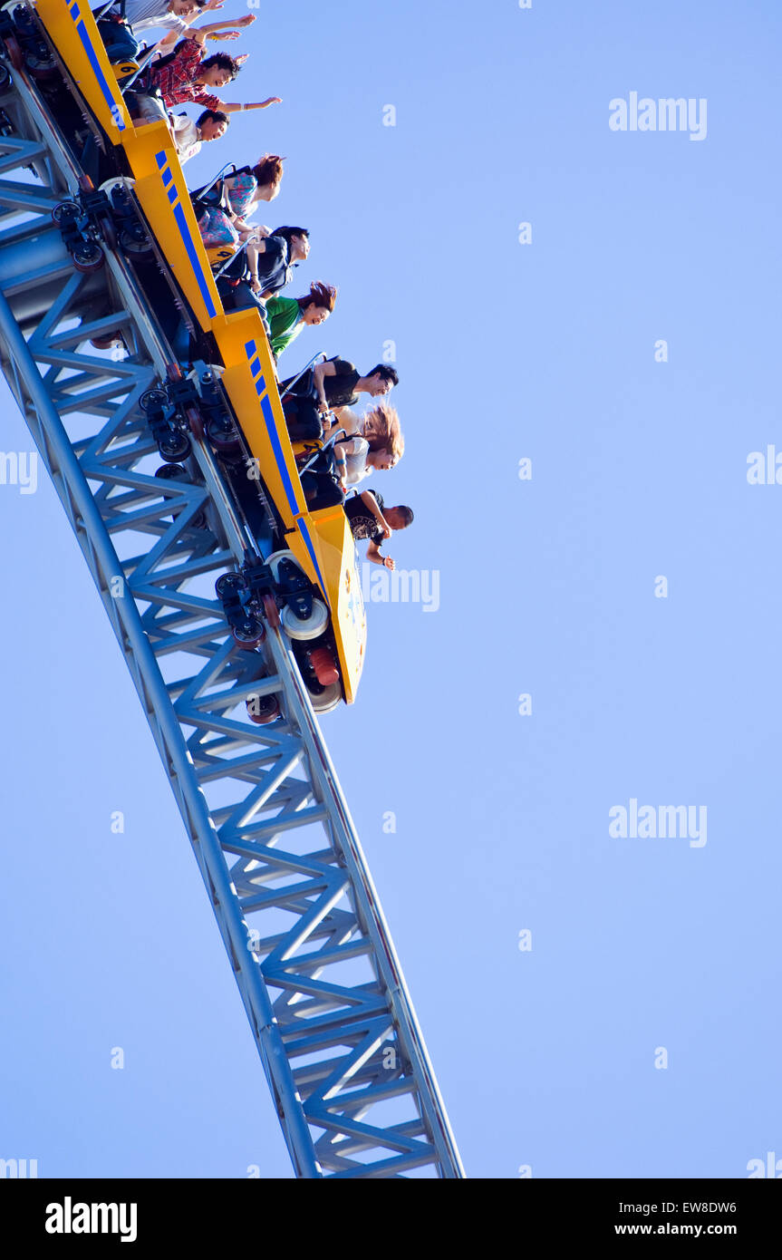 Thunder dolphin roller coaster hi-res stock photography and images - Alamy