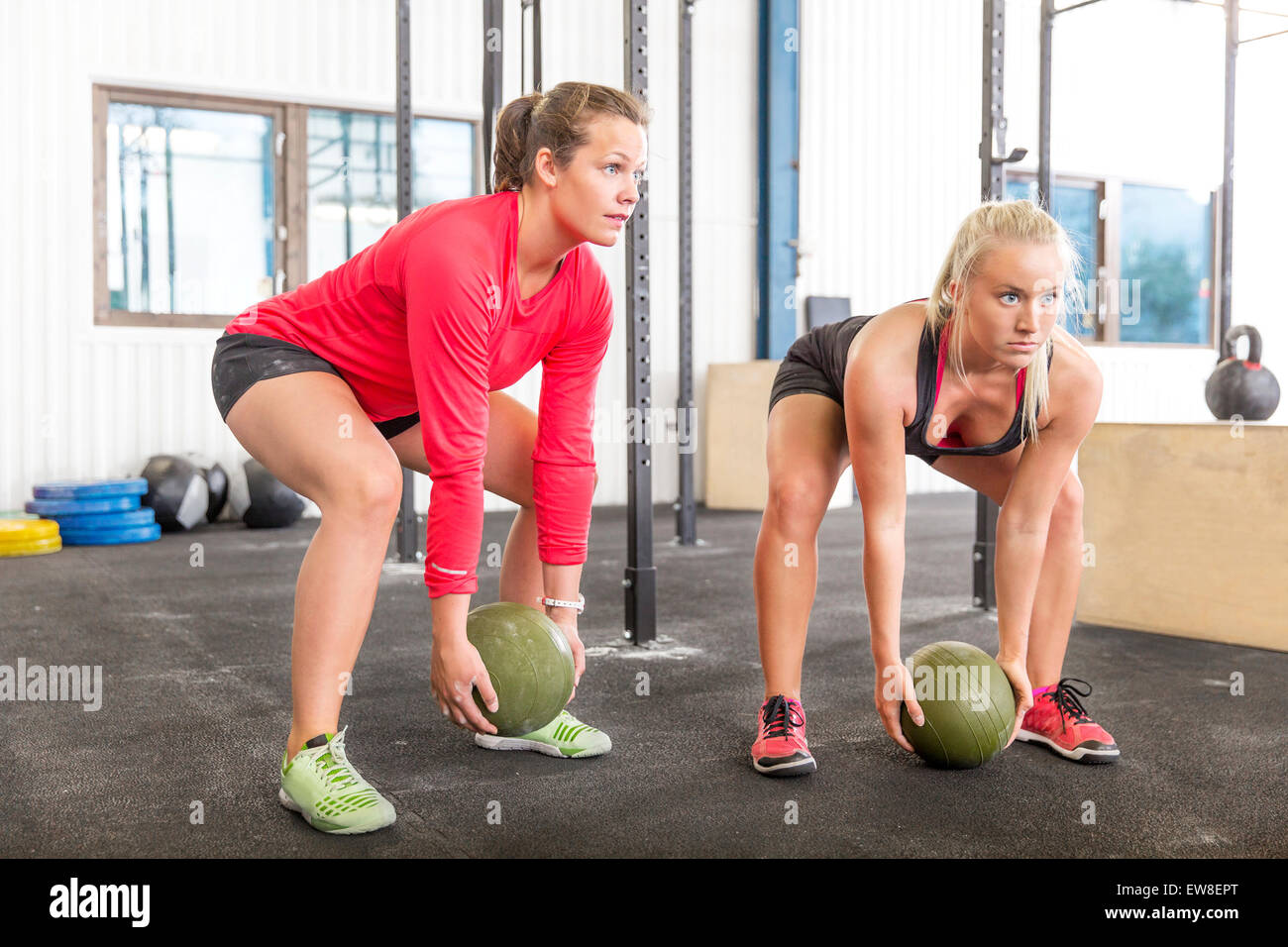 Lifts weight hi-res stock photography and images - Alamy