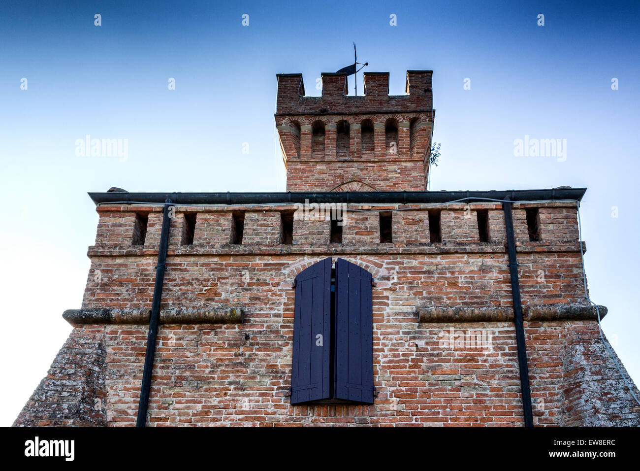Medieval crenellated brick wall clock hi-res stock photography and ...