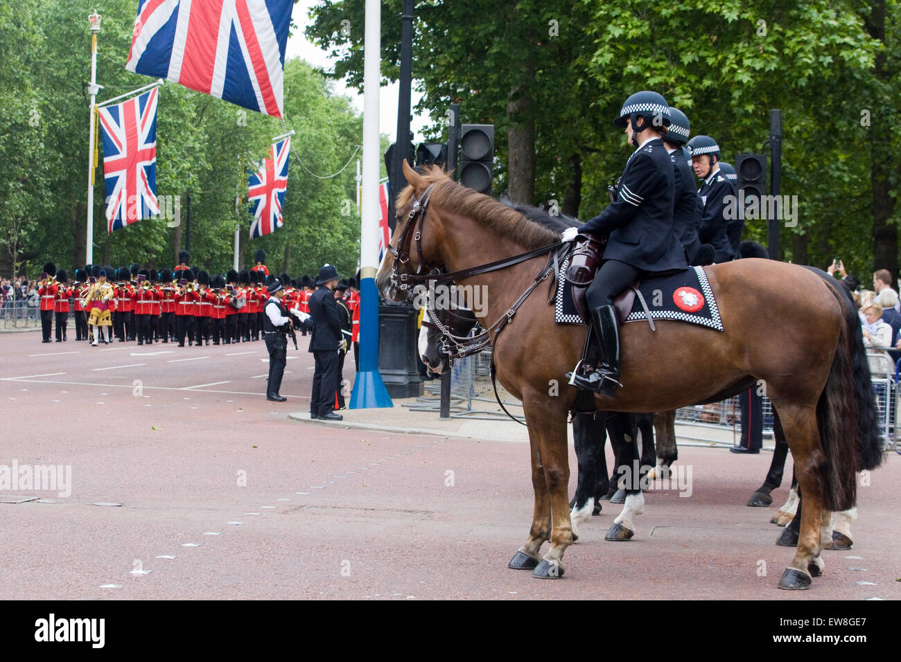 Mounted police officers on the Mall for the Security of the Queen ...