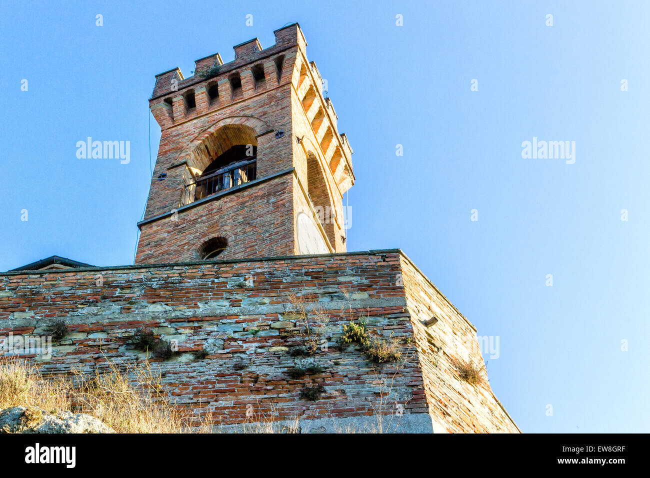Medieval crenellated brick wall clock hi-res stock photography and ...