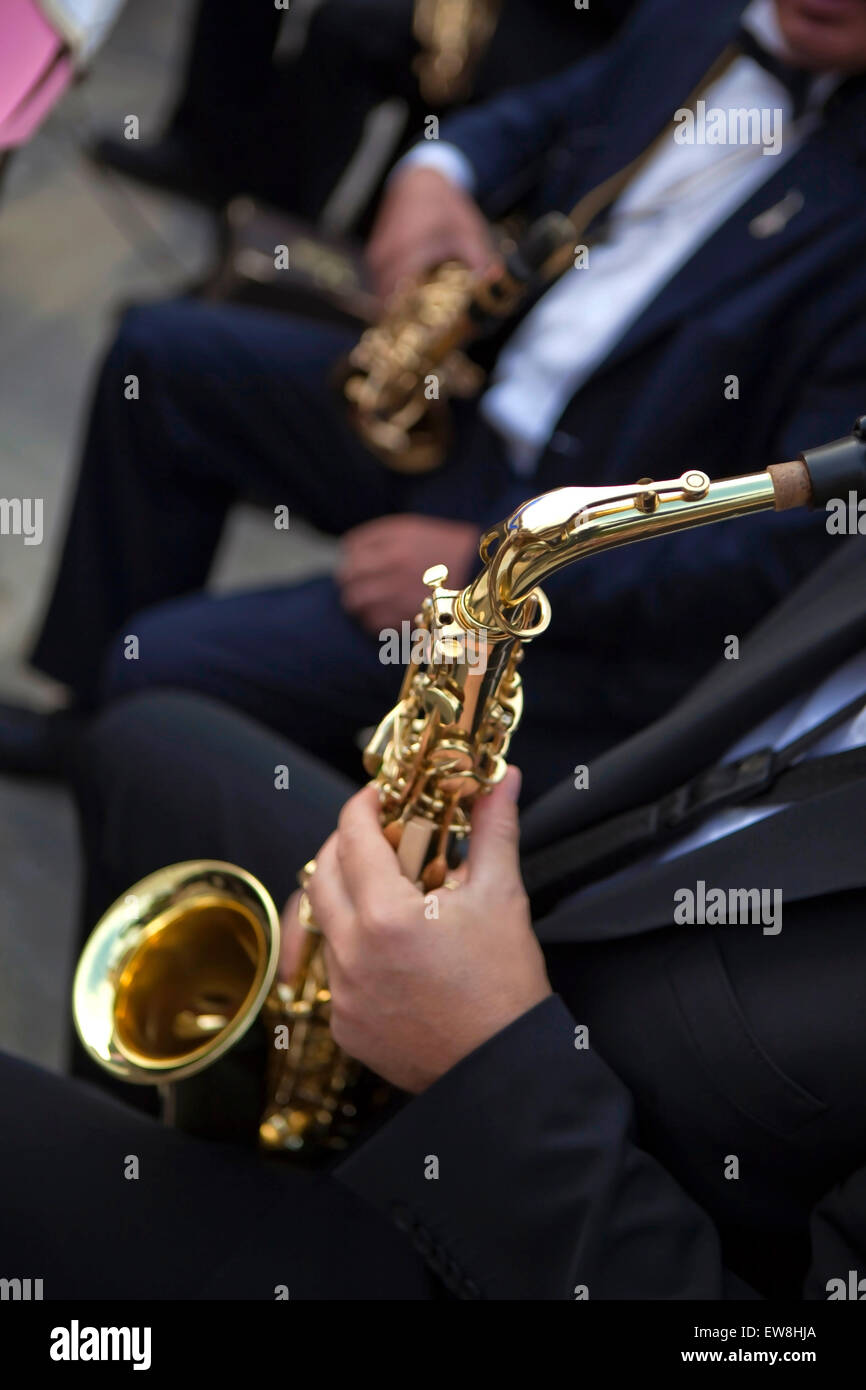 Saxophonists hi-res stock photography and images - Alamy