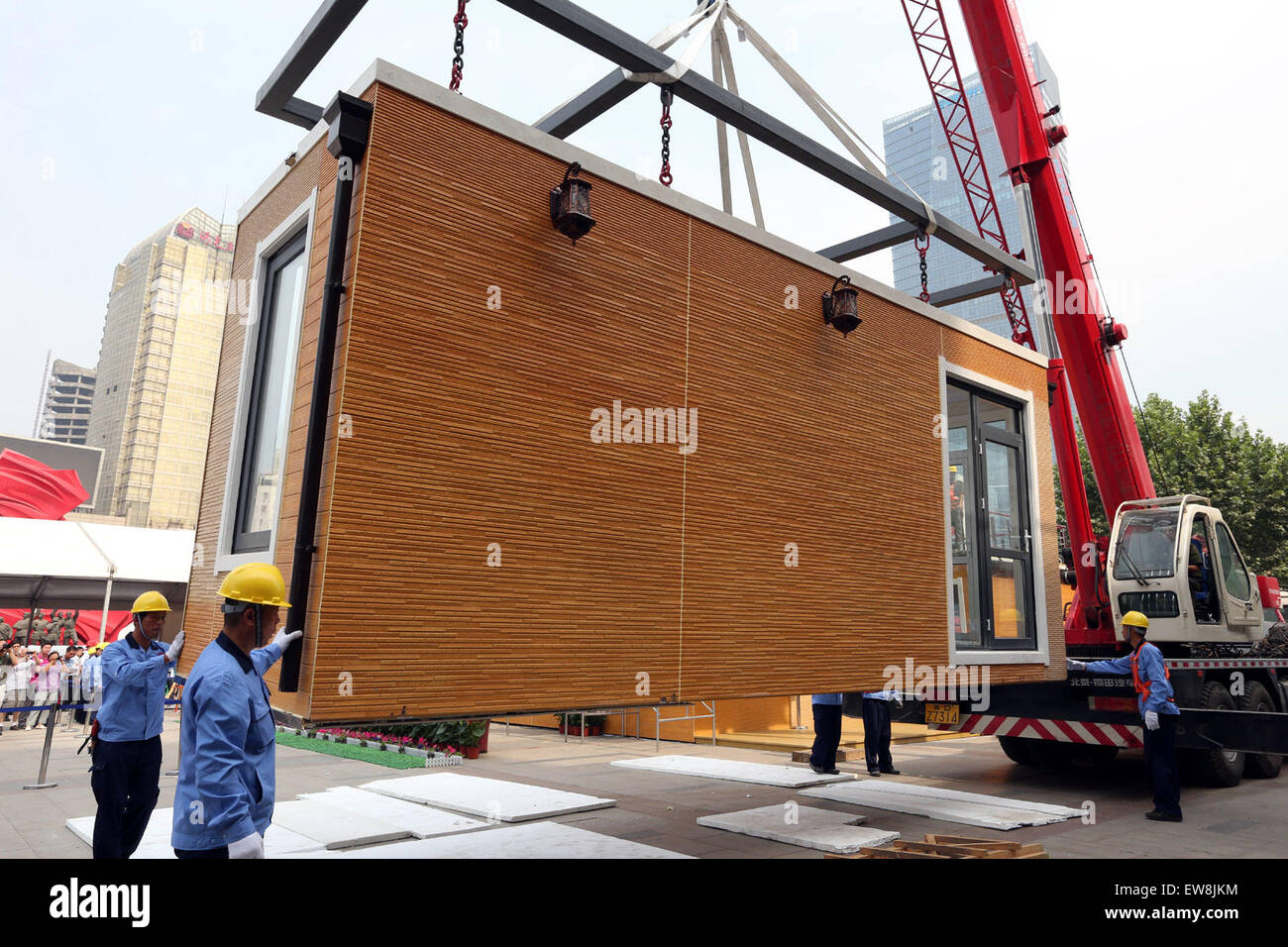 Modular house hi-res stock photography and images - Alamy