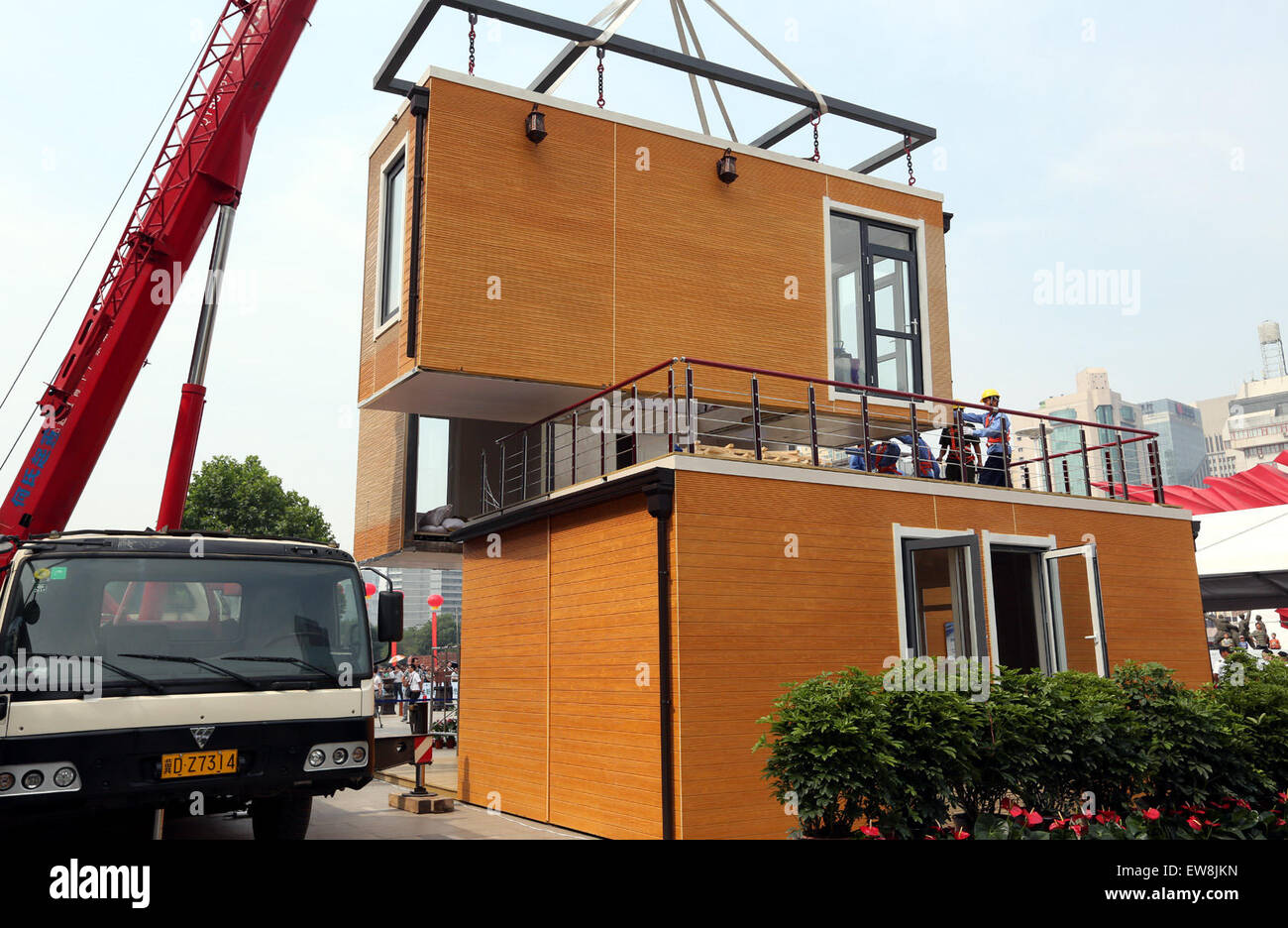 Modular house hi-res stock photography and images - Alamy