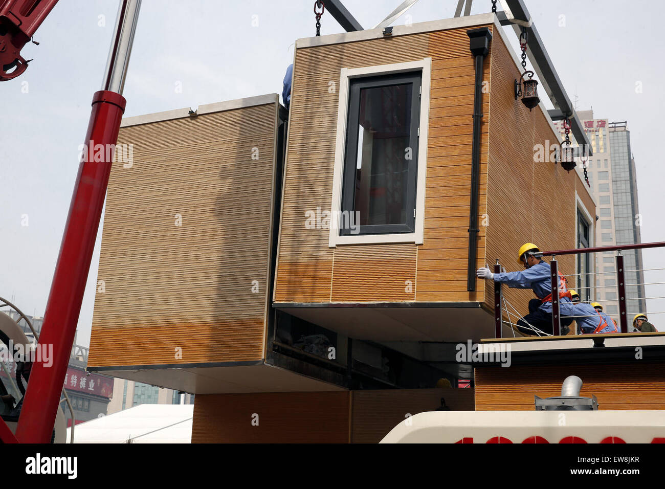 Modular house hi-res stock photography and images - Alamy