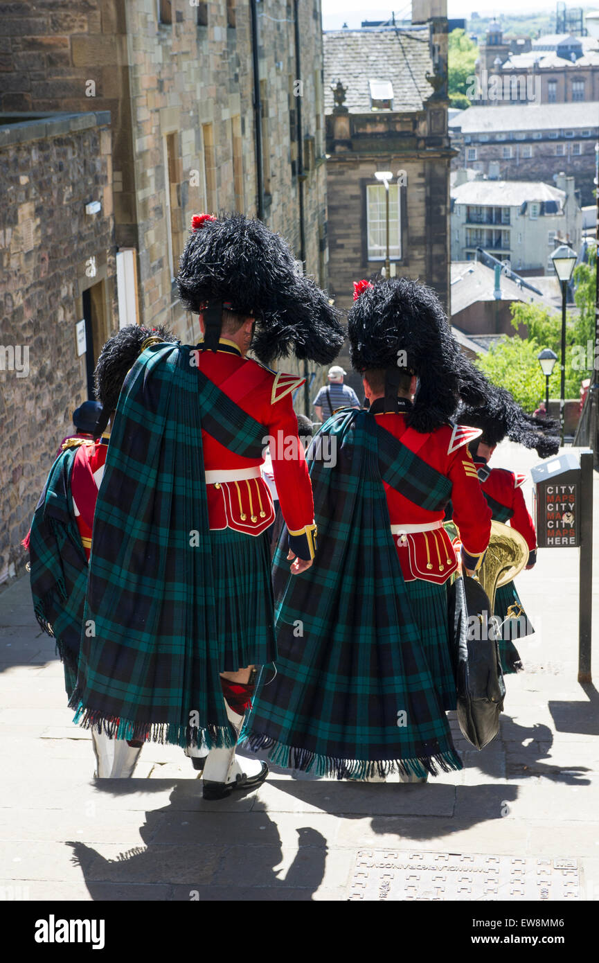 Scottish guard regiment edinburgh scotland hi-res stock photography and ...