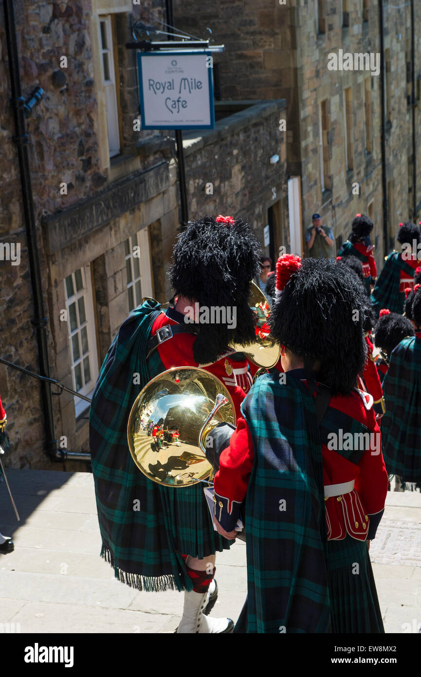 Scottish guard regiment edinburgh scotland hi-res stock photography and ...