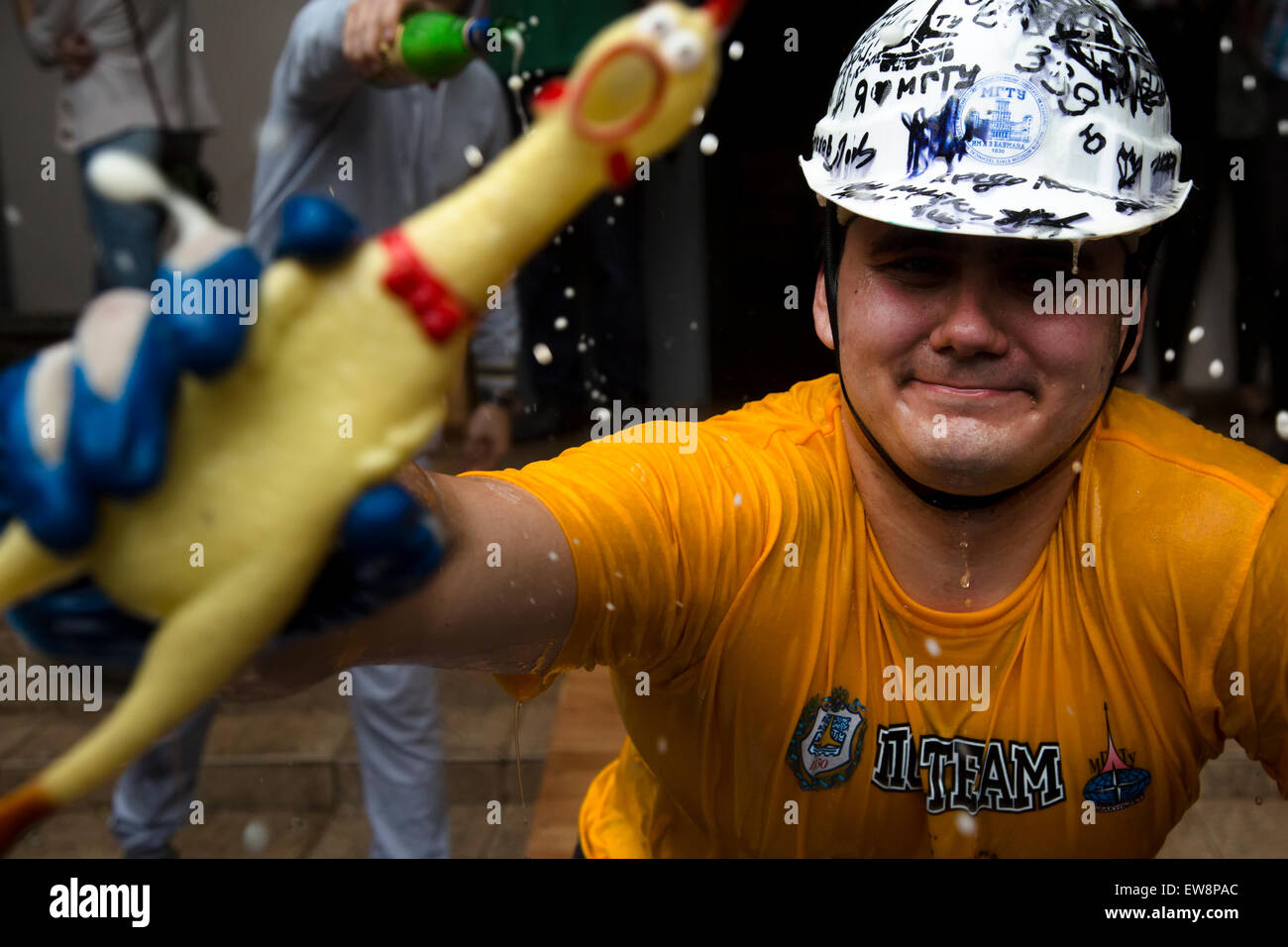 College students graduating 2015 hi-res stock photography and images ...