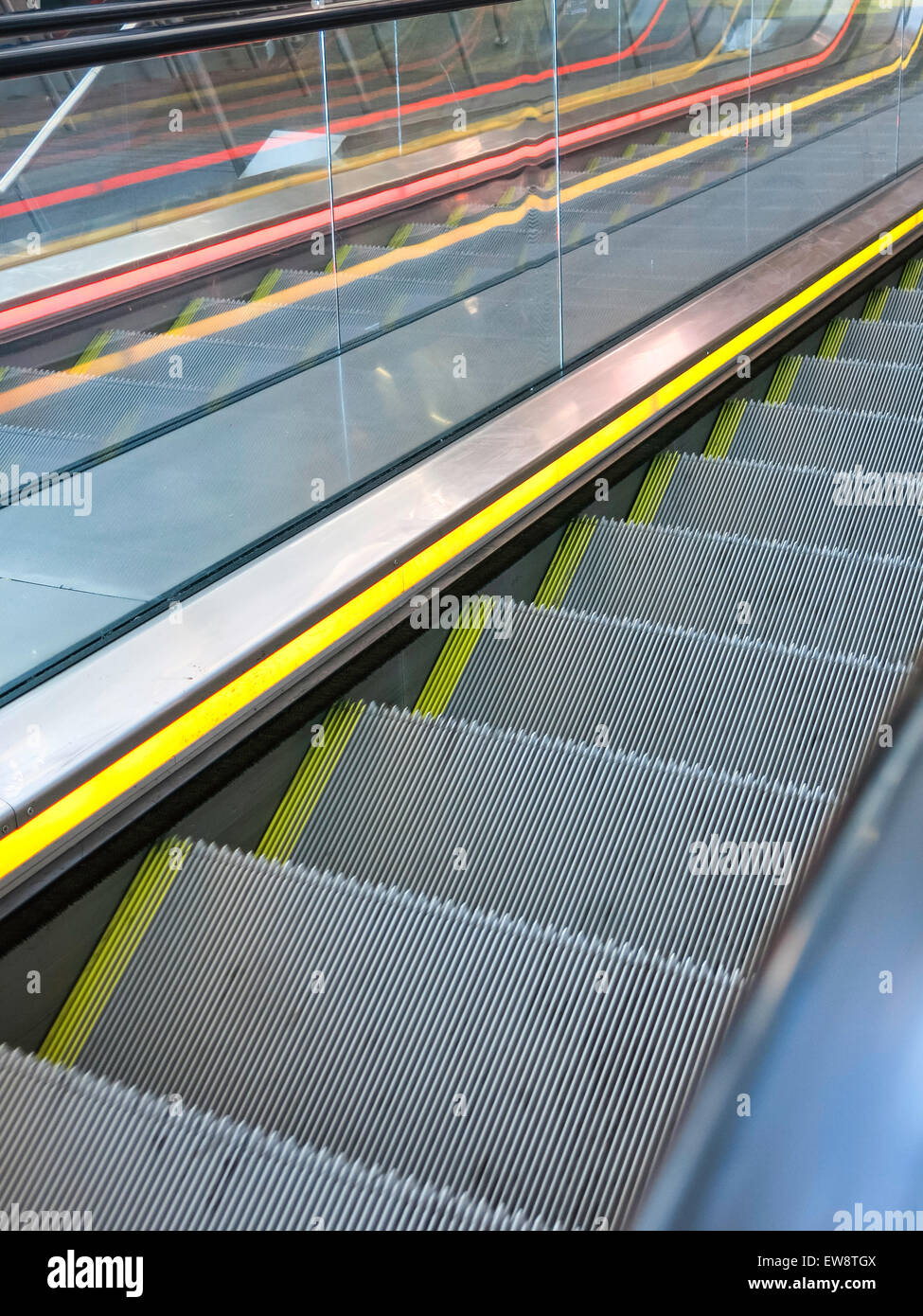 Mobility modern escalators hi-res stock photography and images - Alamy